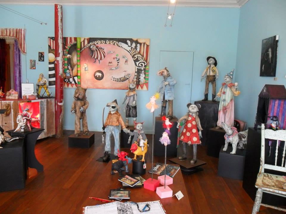 Jimi Rabbitz Gallery Archives - HELEN BACK